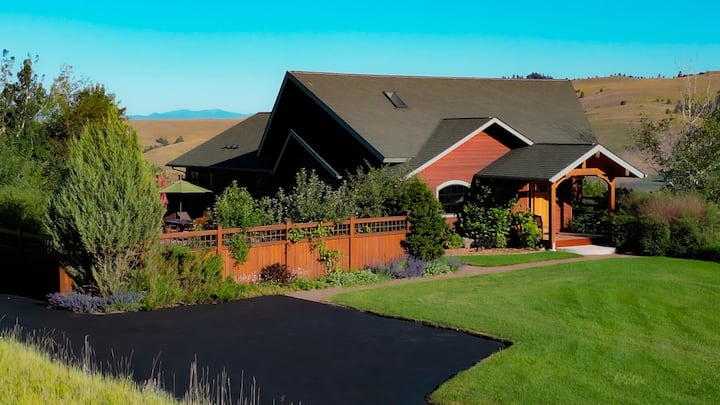 Glacier Getaway-true Vacation Home-amazing Vistas - Missoula, MT