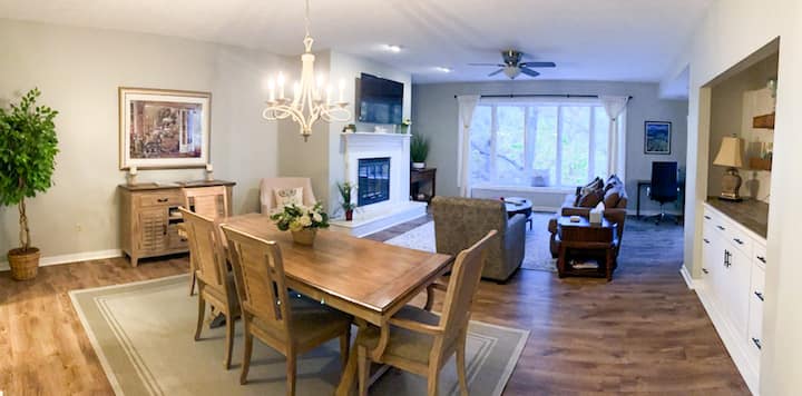 Keowee Key, Entire Condo, 2 Bedrooms - Lake Keowee, SC