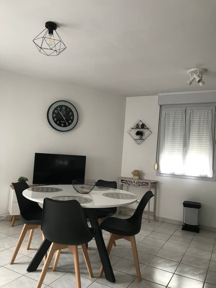 Grand Appartement Avec Une Chambre à 5mn Du Centre - Amiens