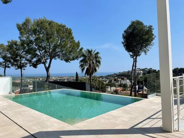 Vila Moderna Vista Mar, Piscina, 5 Min De La Playa - Castelldefels
