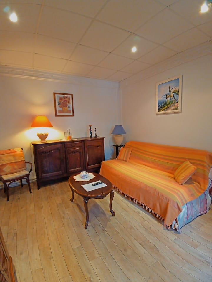 Loc 4 : Pavillon 3*, 2 Pers. - Chambon-sur-Lac