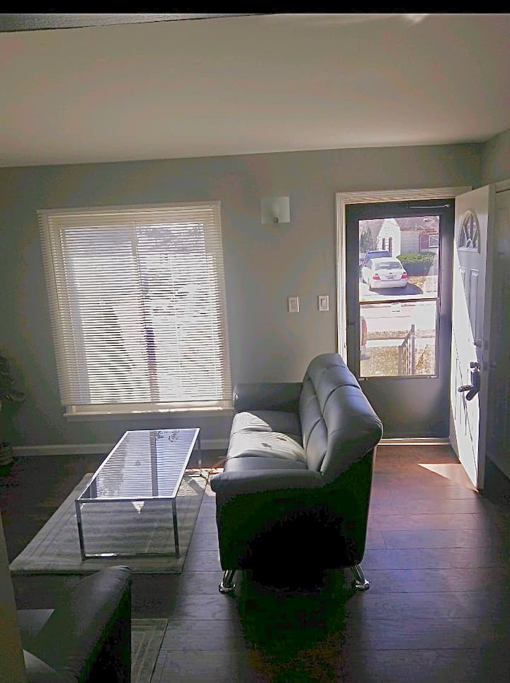 Nice House! Great Location! - Warren, MI