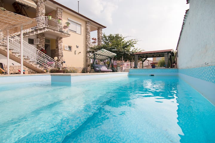 Holiday Apartment Nada "2", 900 M From The Beach - Fažana
