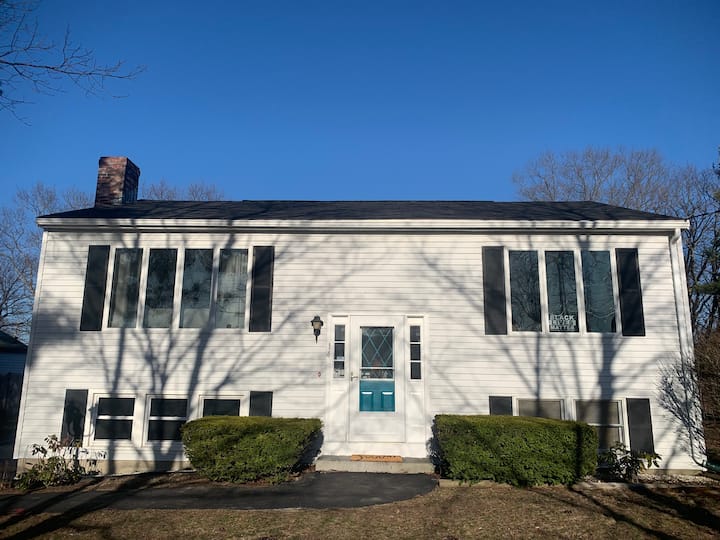 Portland Mid-century Beach Getaway - South Portland, ME
