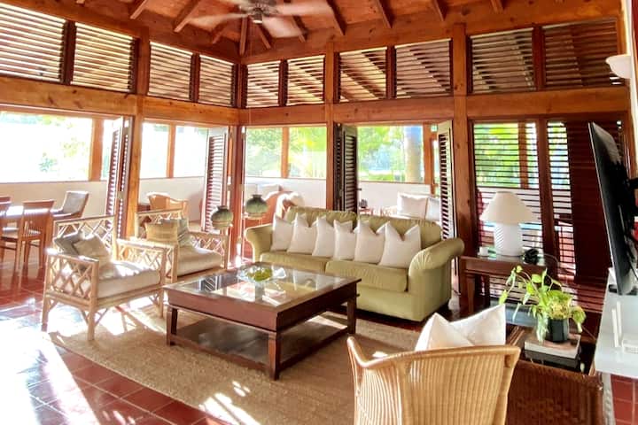 Casa De Campo Family Friendly Villa Near The Beach - La Romana