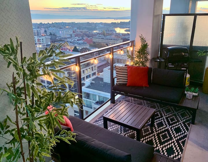 Top Of The World Executive One Bedroom - Victoria, Canada
