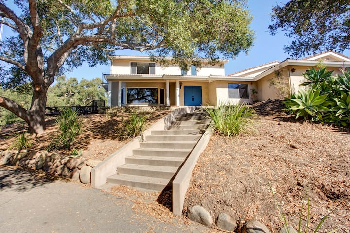 Attractive 2800 Sq Ft 4 Br 3 Ba - Carpinteria, CA