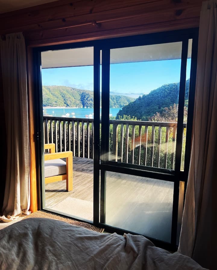 Cosy Bach In The Bay! - Picton