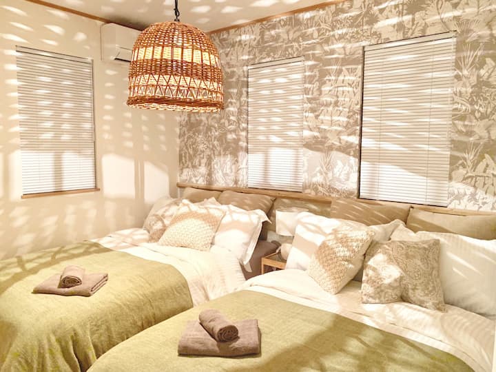 Hale Uka ｜Bbqで人気の貸切別荘｜最大12宿泊可｜おしゃれな癒し空間｜4台駐車可 - Nago