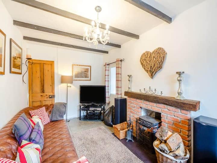 Charming Family Cottage - Log Burner And Fire Pit - Anglesey