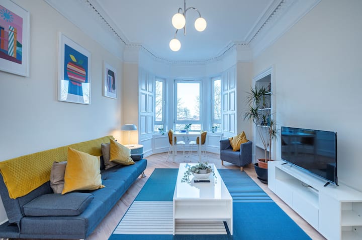 Brunton Gardens, Montgomery Street - Leith