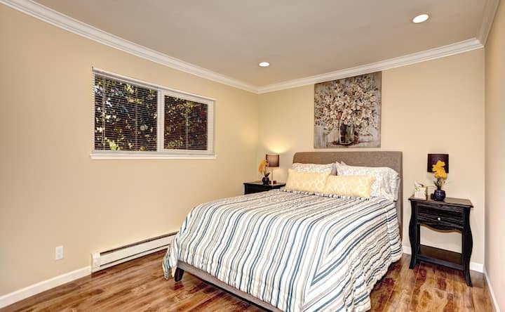 Luxury 888 Apartment Home Saratoga - Saratoga, CA