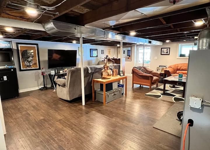 Lakefront Cottage W/private Beach - Taunton, MA