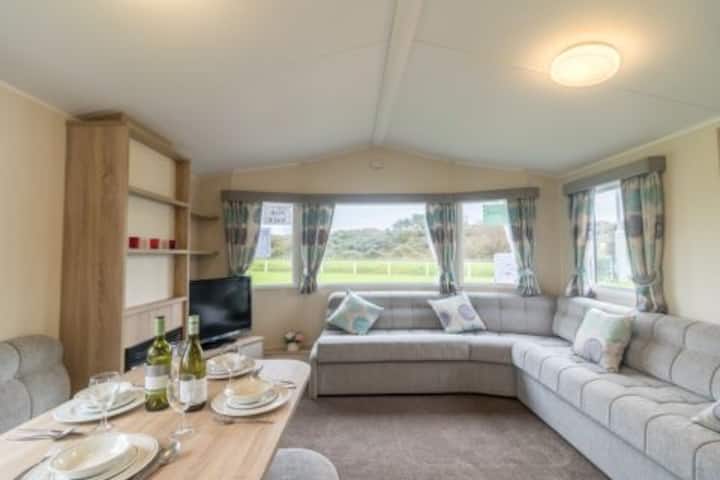 Newperran Cornwall 3 Bed/sleeps 4+dog Holidayhome - Perranporth