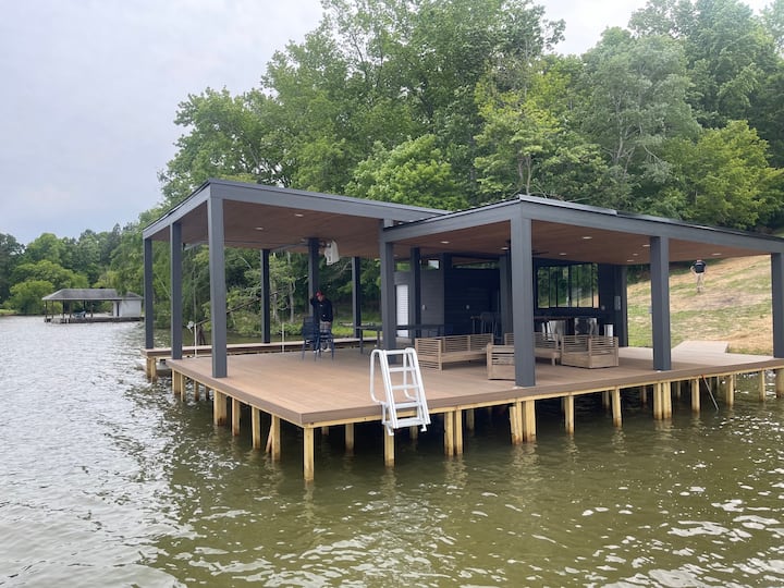 Private Lakefront Cottage With Panoramic Views - Hyco Lake, NC