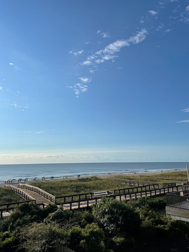 Cabana By The Beach- Newly Renovated! - Carolina Beach, NC