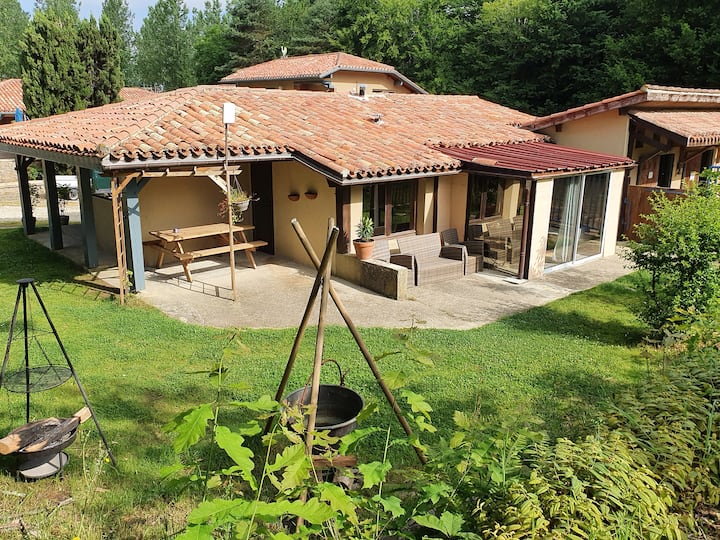 Maisonnette De 60 M2 Au Calme Et Privative - Cazaubon