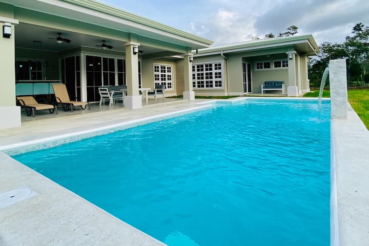La Fortuna Blue Hideaway Luxury House - La Fortuna