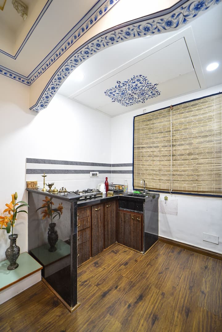 Studio Flat With A Shared Terrace Garden - Jaipur