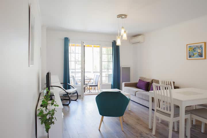 Appart Climatisé Avec Terrasse, Parking Et Fibre - Sanary-sur-Mer