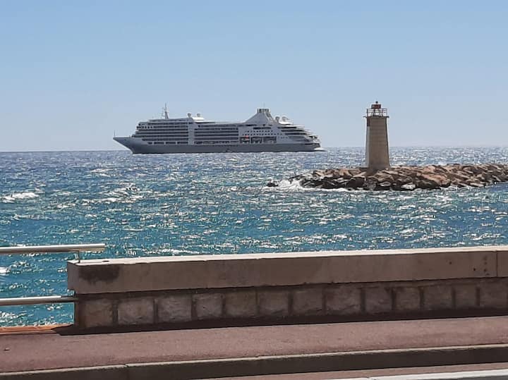 Studio 30m2 Vu Mer - Proche Frontière Italienne - Menton