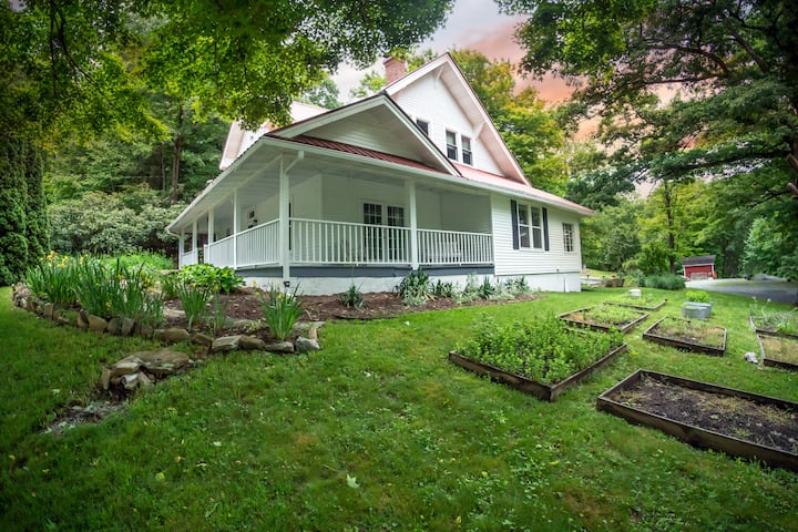 4br Farmhouse In Boone 1m To App St & Main Street - Boone, NC