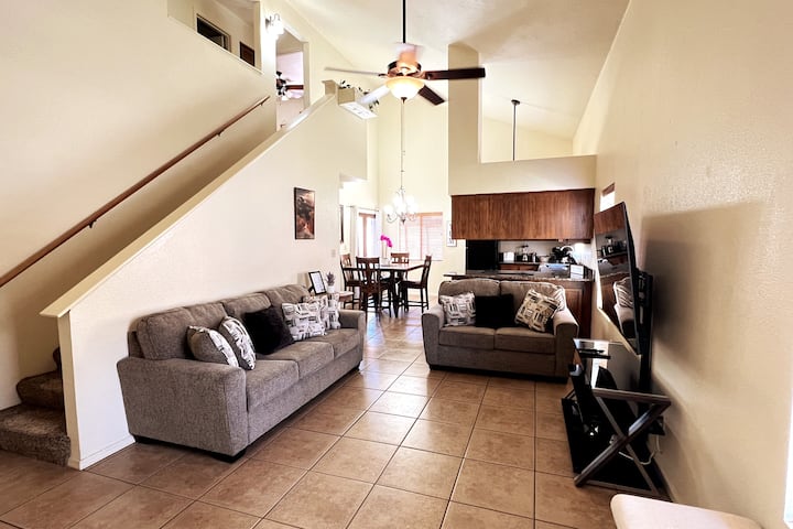 Cozy Condo 3 Bed 2 1/2 Bath. - Yuma, AZ