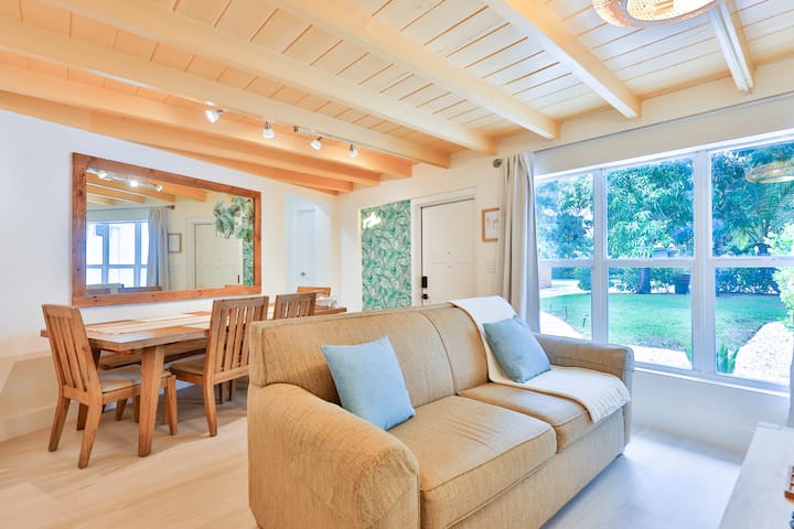 Modern Tropical Paradise |King Beds|hammock|patio - Fort Lauderdale