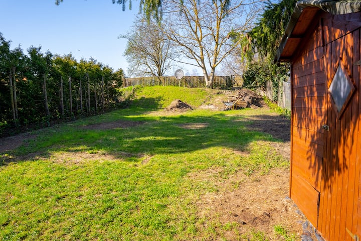 153 M² Haus Mit 6 Schlafzimmern Für 12 Persoen - Saulheim
