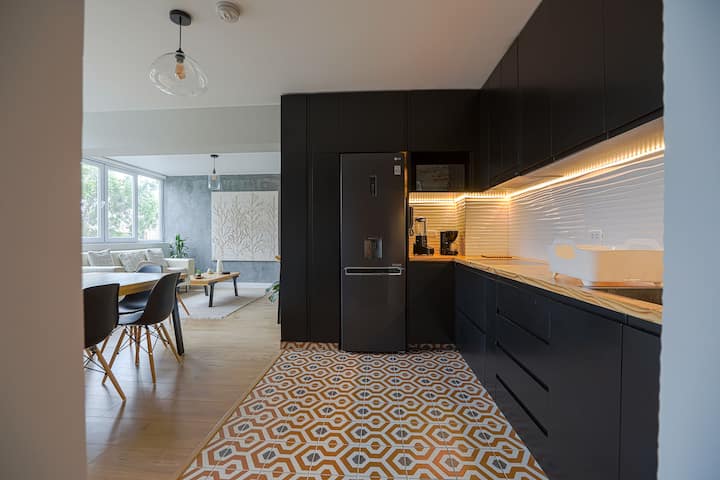 Modern 2br Apt, Totally Renovated Near Larcomar - Lima