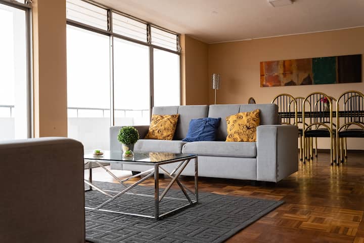 Ec5 Centro Histórico, Gran Departamento Acogedor. - Cuenca