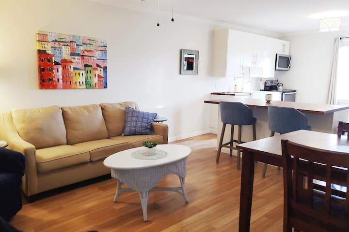 Best Beach House. Family Friendly 1 Block To Beach - Old Orchard Beach, ME