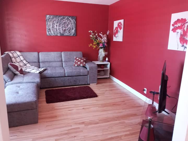 Chambre Reposant Et Emplacement Stratégique - Trois-Rivières