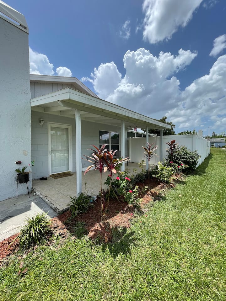 Cozy Full House Rental In Brandon, Fl - Riverview, FL