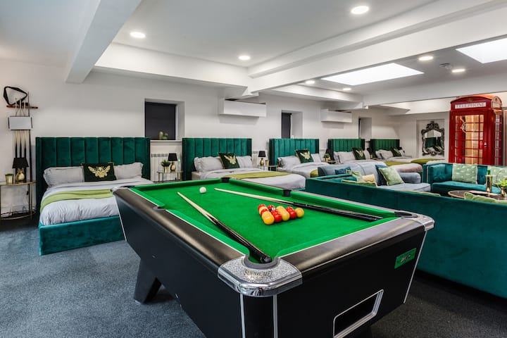 Vip City Centre Apartment Sleeping 12-20 People. - Wirral
