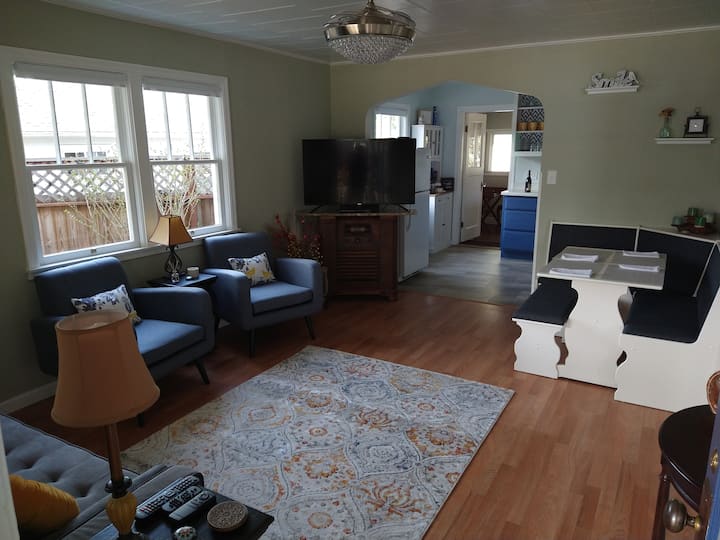 No Cleaning Fee! Walk Downtown & Fairgrounds! - Grass Valley, CA