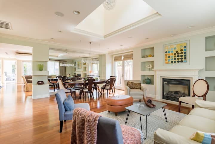 Spacious Airy Exec Family Home Palo Alto-stanford - Palo Alto, CA