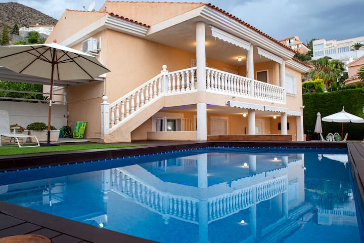 Agradable Casa Con Piscina - Puerto de Mazarrón