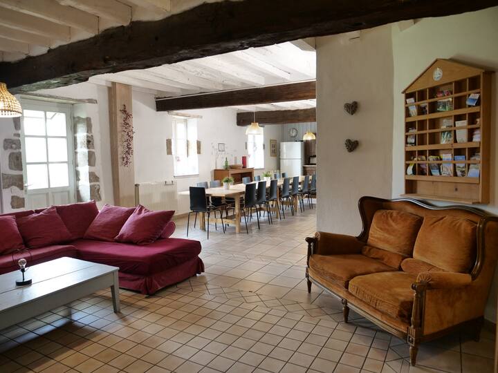Chambre Dans Un Gîte - Saint-Pourçain-sur-Sioule