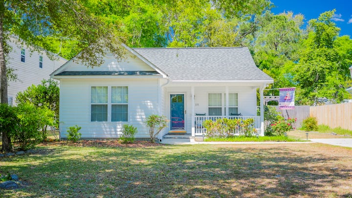 Stay @ "Seaclusion" Dog Friendly/linens Included - Oak Island, NC