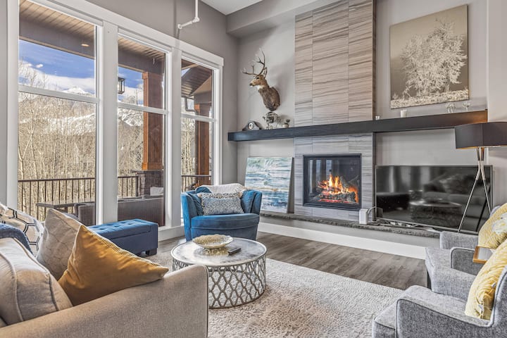 M6- 5br + 4.5ba+hottub Townhome, Sleeps 15 Canmore - Canmore