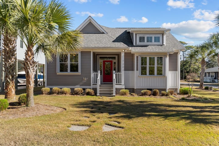 The Silver Pearl - Oak Island, NC
