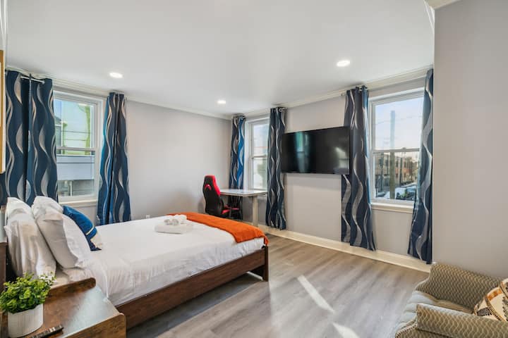 @Center City 1-bedroom Apt With Free Parking - Philadelphia