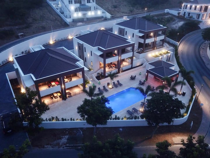 Higher Floor A4 - Curaçao