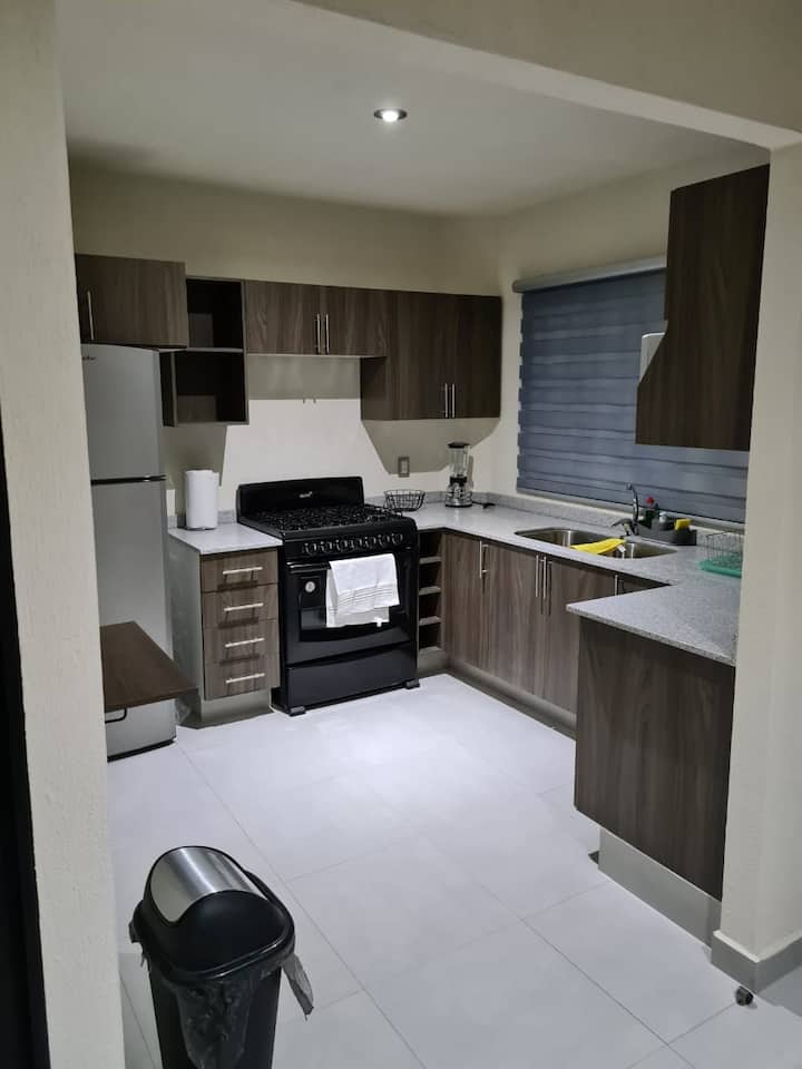 La Casita Cerca Al Centro Universitario Cusur - Ciudad Guzmán