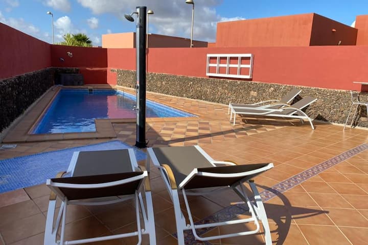 Grande Villa Avec Piscine Chauffée - Fuerteventura