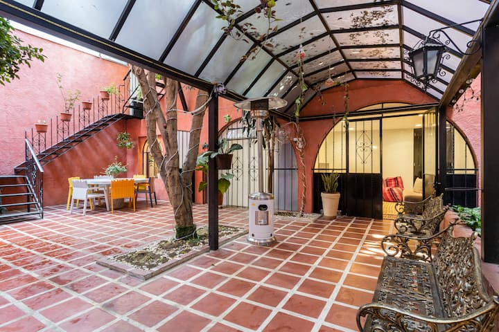 Acogedora Casa En Condesa: 4hab. Patio Y Elevador - Mexico City