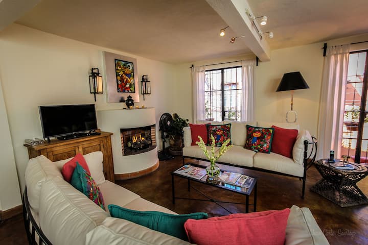 Light Filled Home On Quiet Cul-de-sac In Centro. - San Miguel de Allende