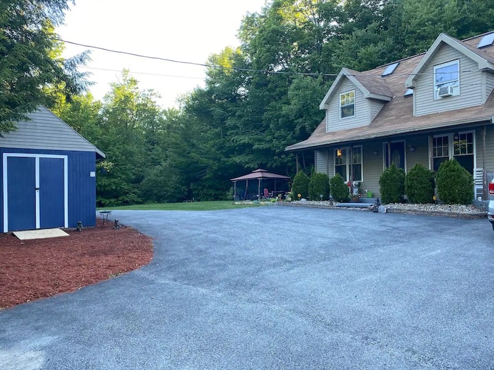 Perfect Saratoga Rental For Big Group With Privacy - Galway, NY