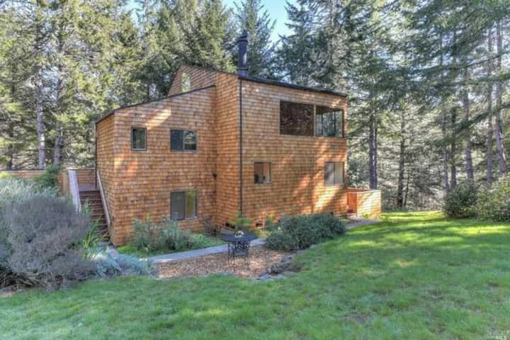 Cozy Cabin In The Woods! - Sea Ranch, CA